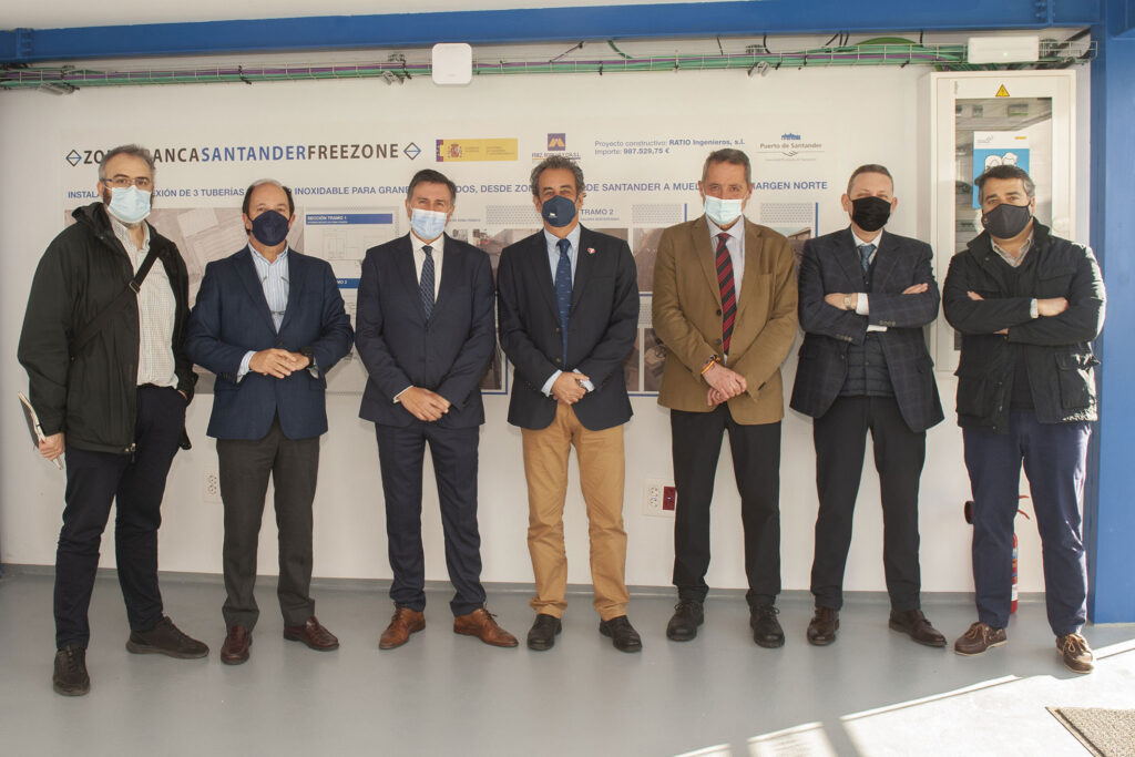 La Zona Franca de Santander potencia el almacenamiento de graneles líquidos - Cantabria Económica