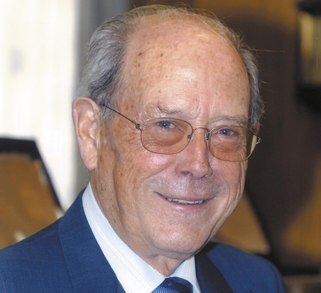 Enrique Campos, el economista que abrió caminos y compartió su saber con la región - Cantabria ...